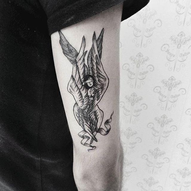 Fotogalerie von 76 Tattoos von Engeln und Engelchen