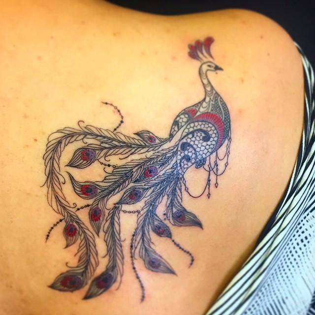 Pfau Bedeutung Tattoo